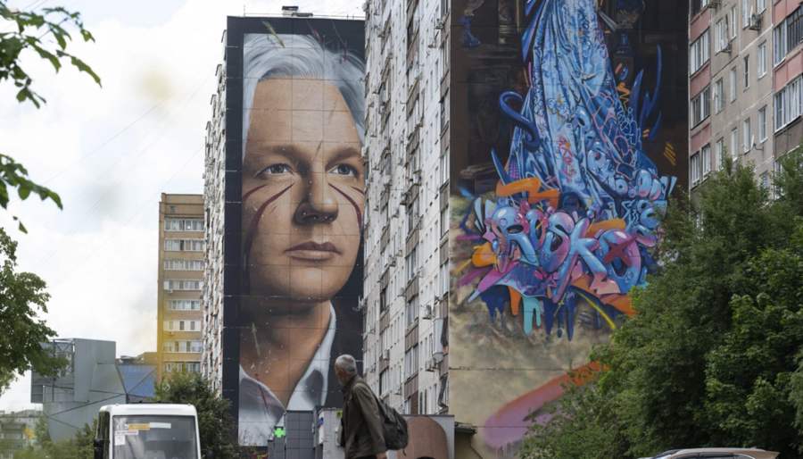 A Moment 14 years in the Making: Julian Assange is Now Free - The ...